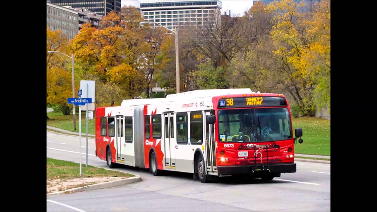 The funniest OC Transpo driver - YouTube
