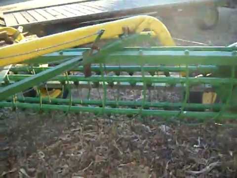 John Deere 640 rake - YouTube