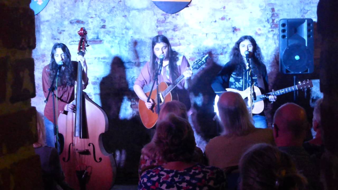 The Goat Roper Rodeo Band - "The World Don't Shine Like You" - YouTube