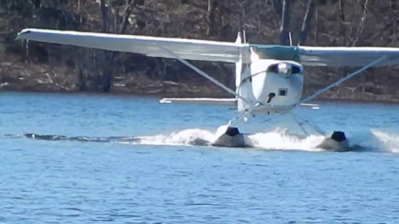 Cessna 172 First Landing of 2017 - YouTube