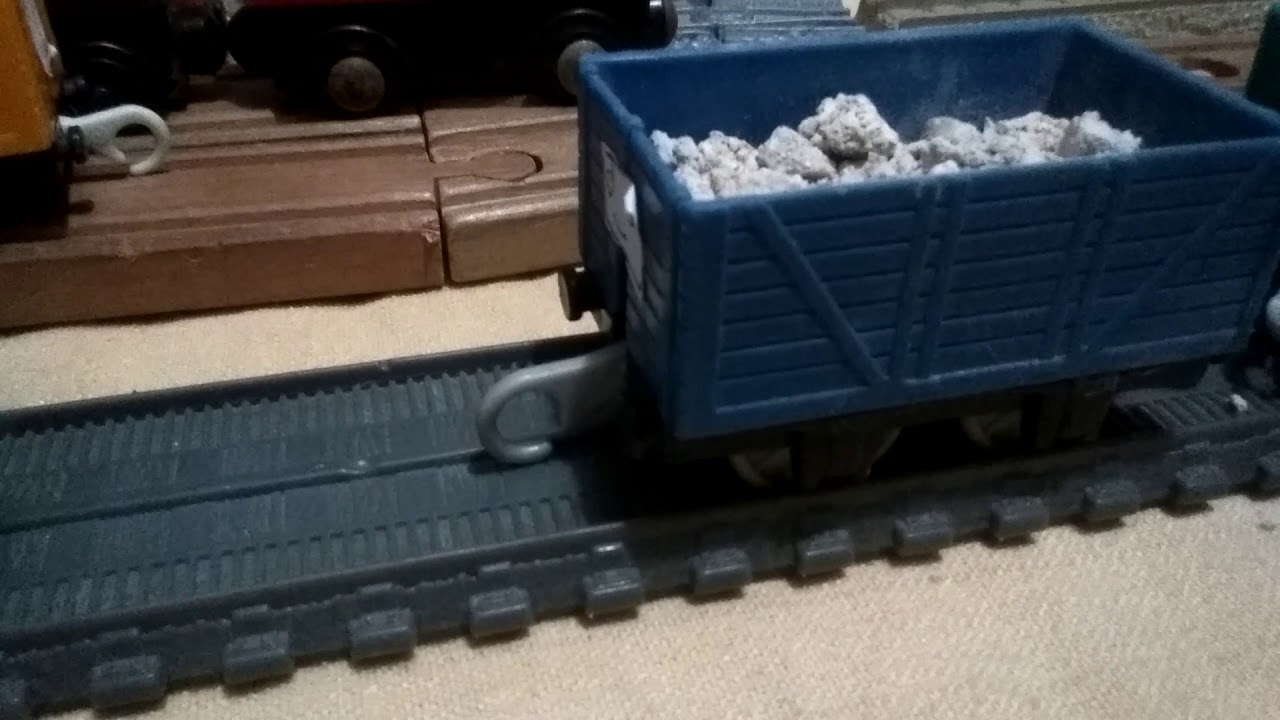Oliver's find crash remake - YouTube