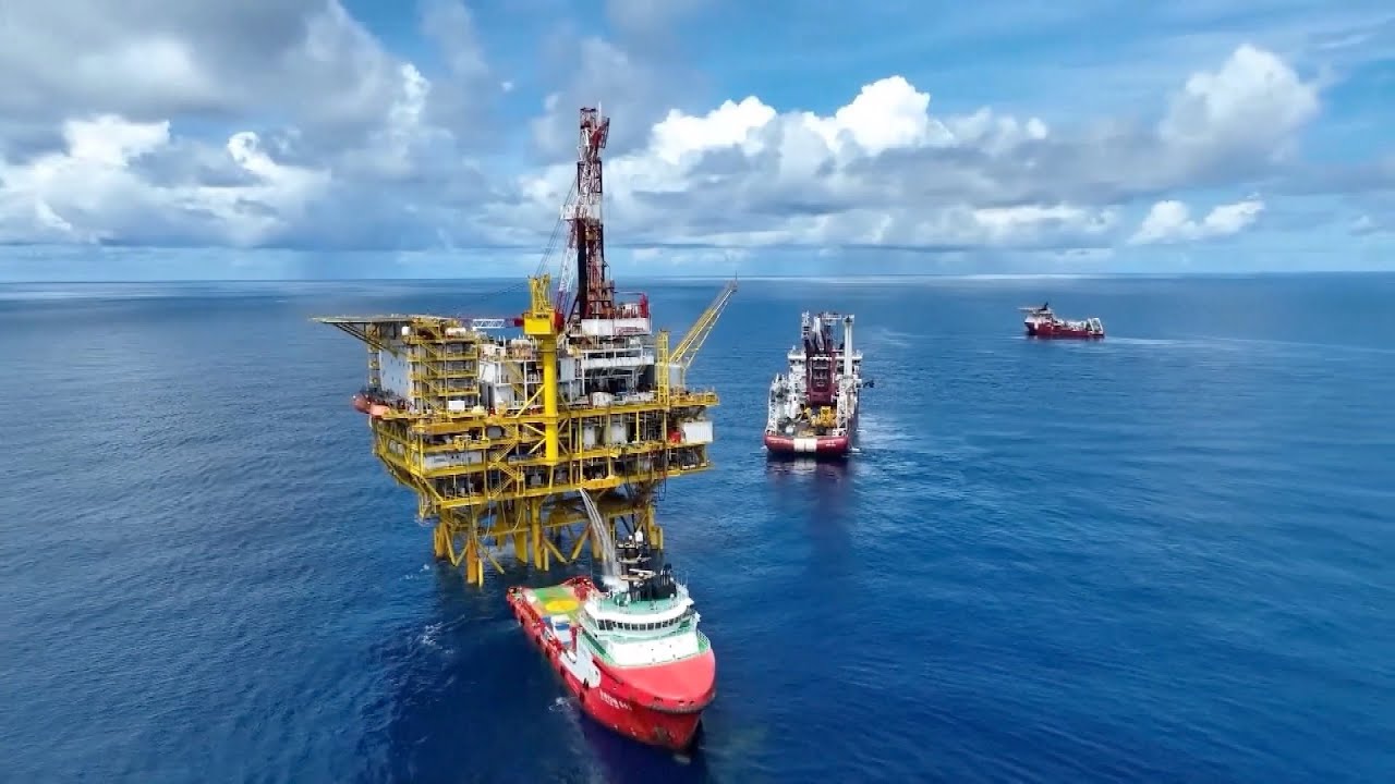 China's homegrown 300-meter deepwater jacket starts operation - YouTube