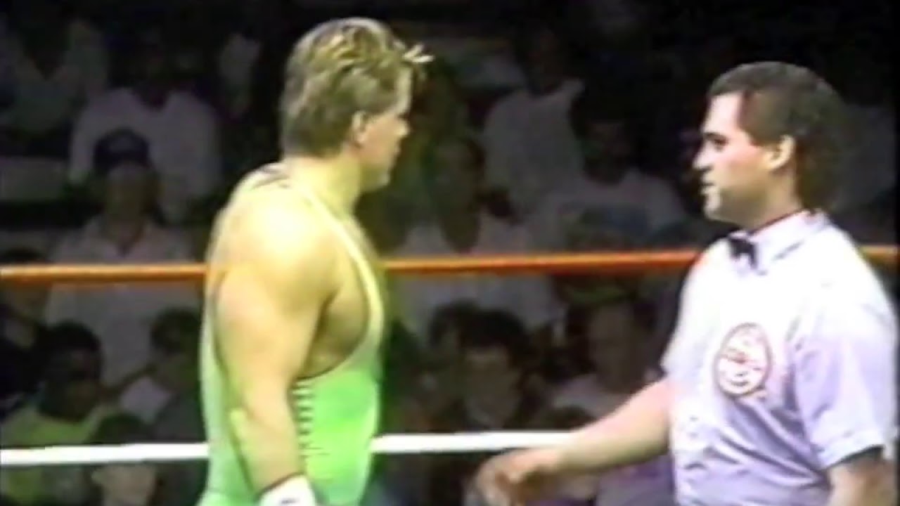 STEVE COX gets JUMPED by ROD PRICE - YouTube