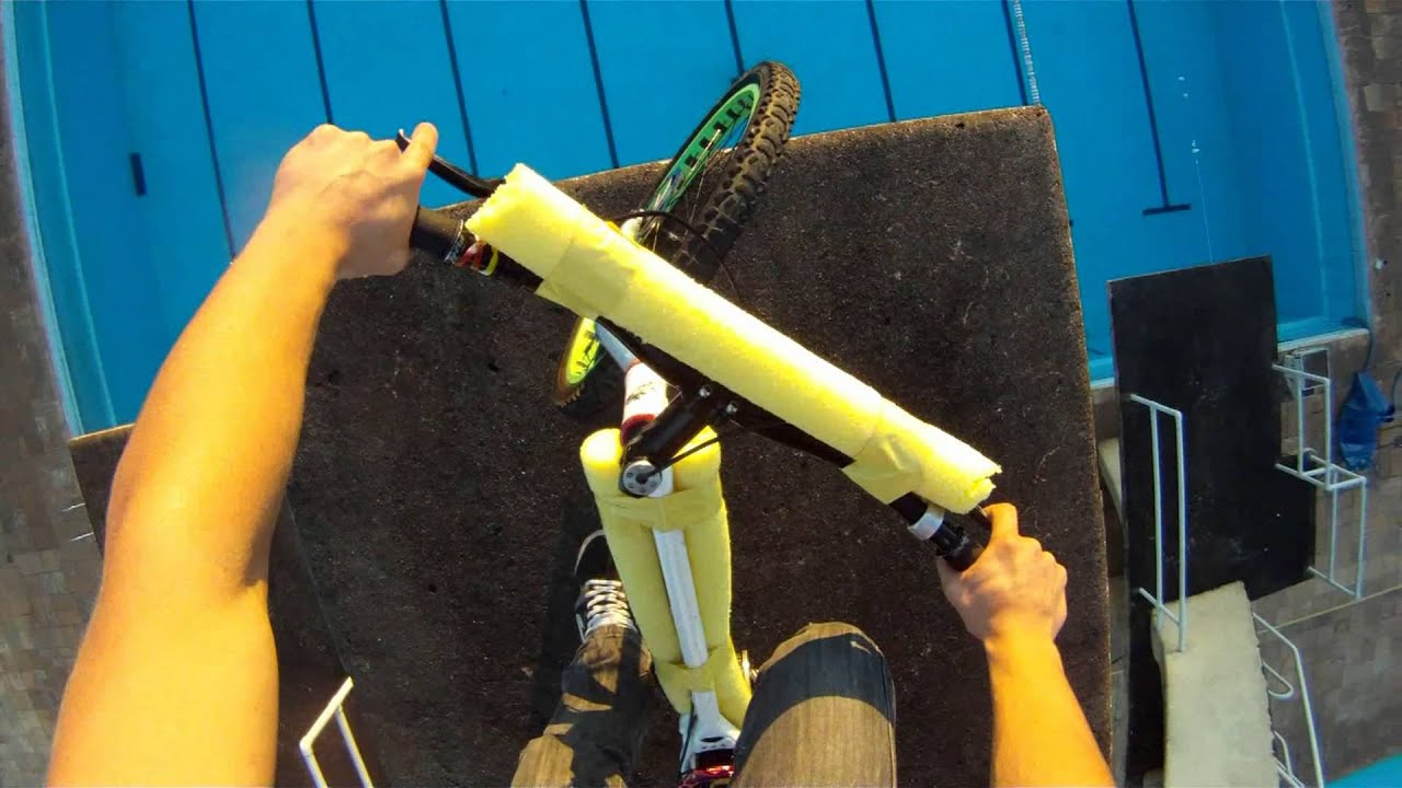 Guilherme Magno * Diego Magno - 40 feet , Drop Bike Trial - YouTube