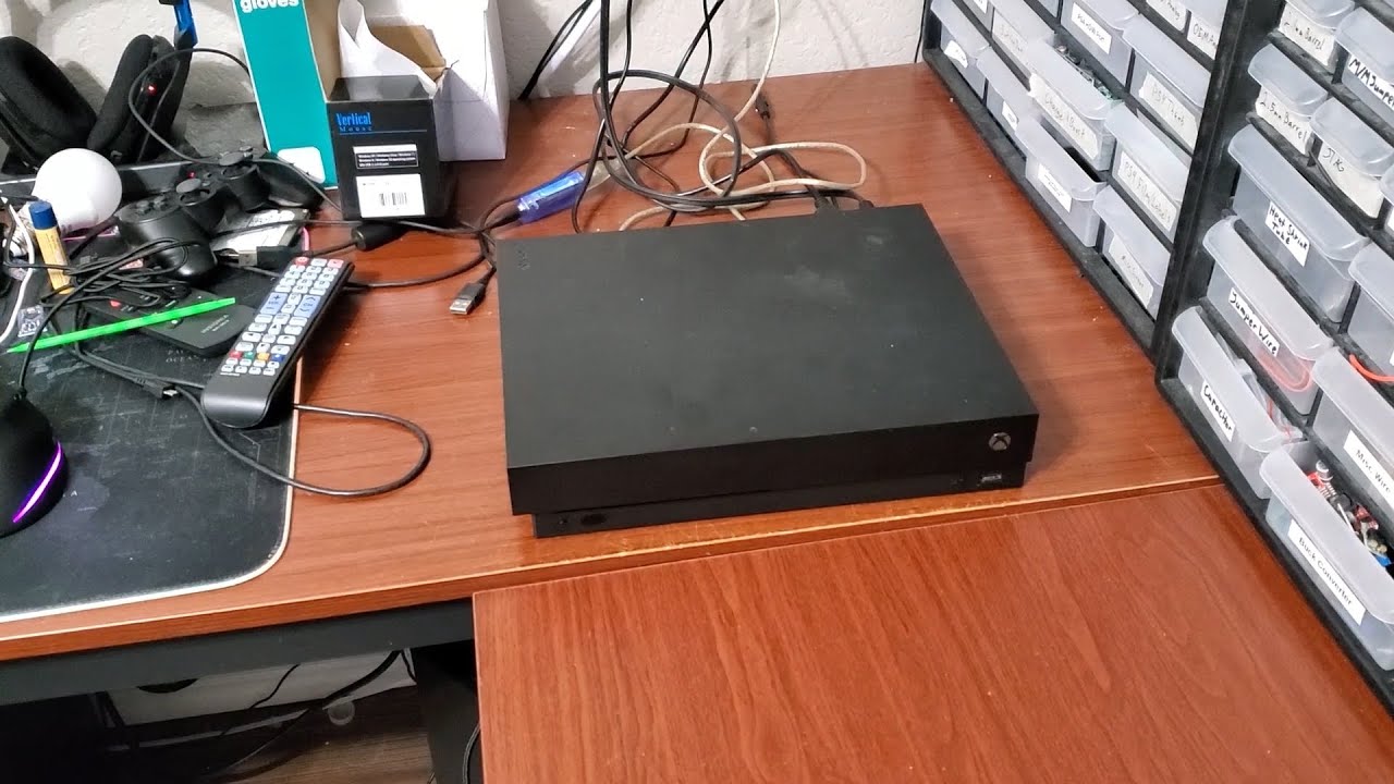 Trying to Fix Stuff: Xbox One X With E106 (and E102) Error - YouTube