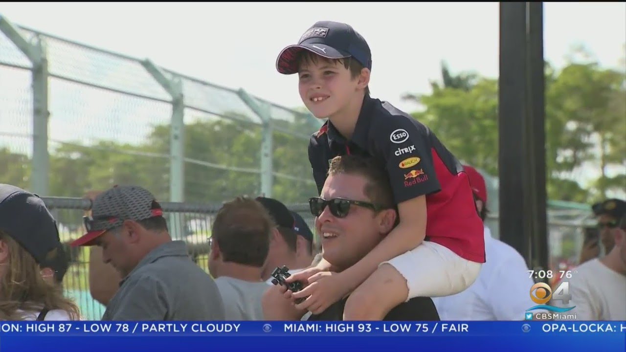 F1 Fans Enjoy First Ever Miami Grand Prix - YouTube