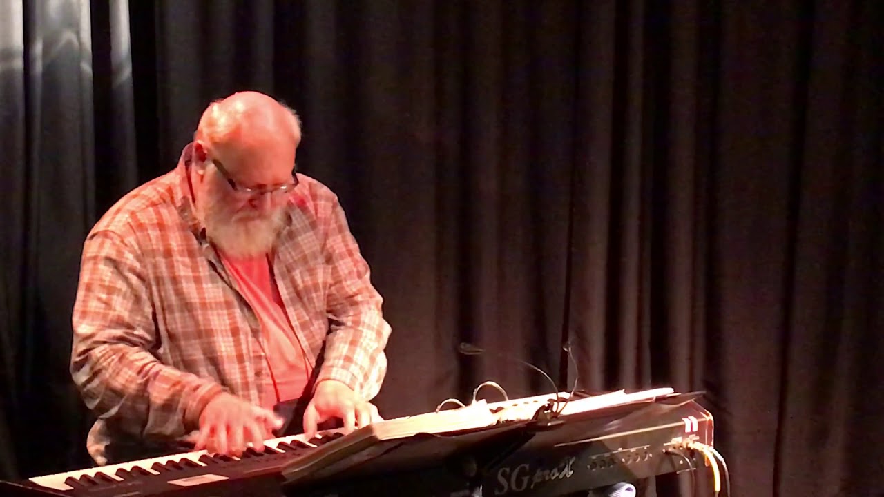 Kostia performing his original composition "Troika" - YouTube