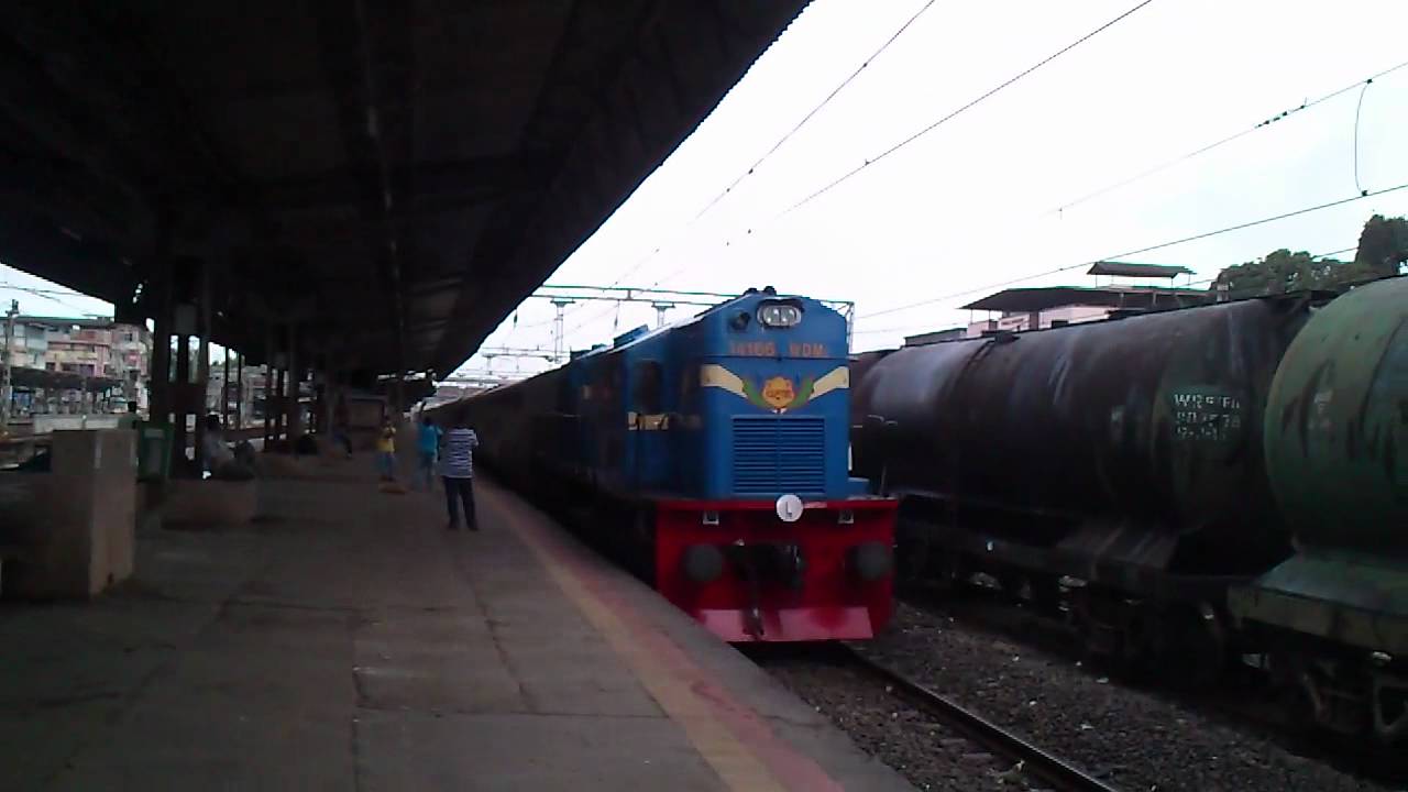 [HD] VATVA WDM3A honking WITH JODHPUR-BDTS EXPRESS ... - YouTube