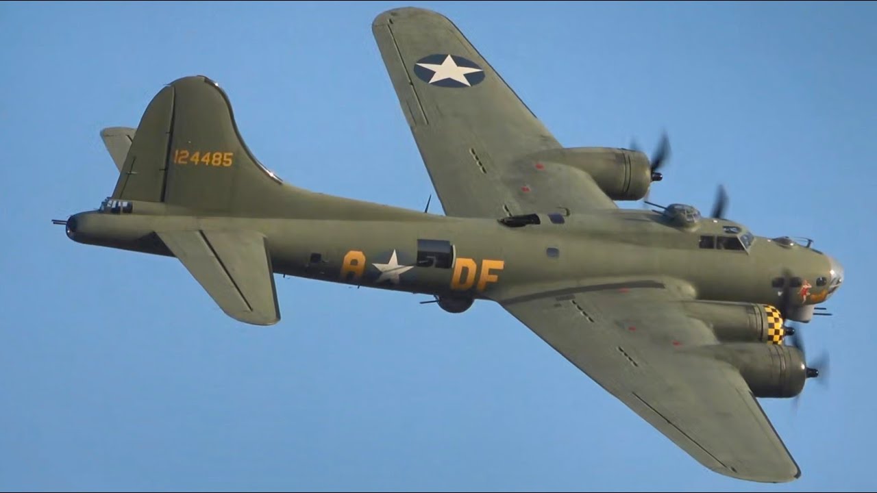 Sanicole Airshow 2024 B-17 Flying Fortress Sunset Show FHD - YouTube
