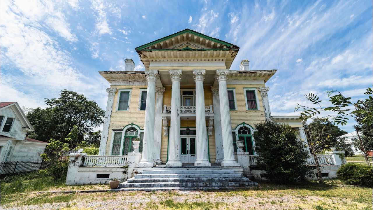 This ABANDONED 200 Year Old Mansion was only $90,000.. | Millionaires ...