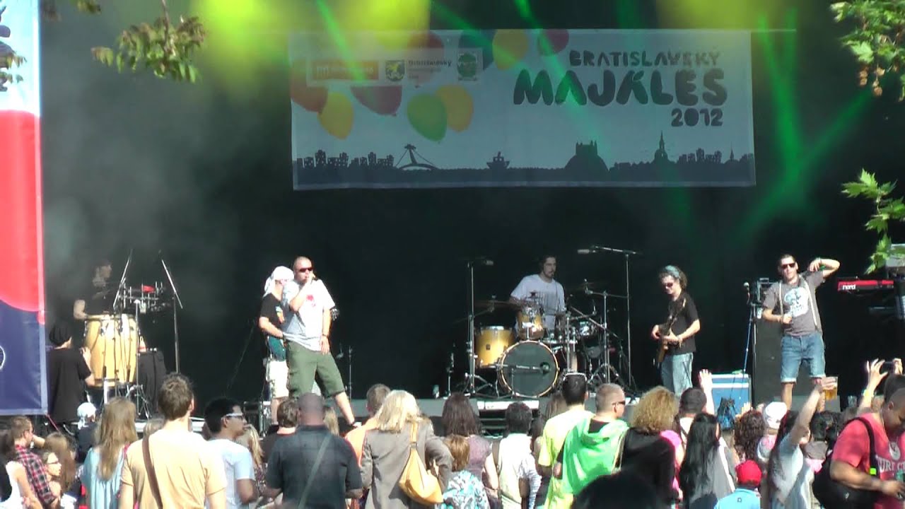 amo band-bratislava@bratislavsky majales 2012 live koncert - YouTube