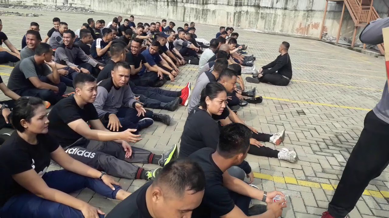 Selesai Training Pt. Transformasi Security - YouTube