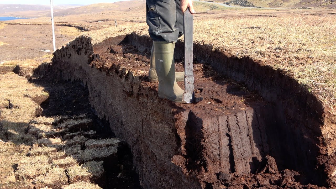 Peat Cutting Shetland - YouTube