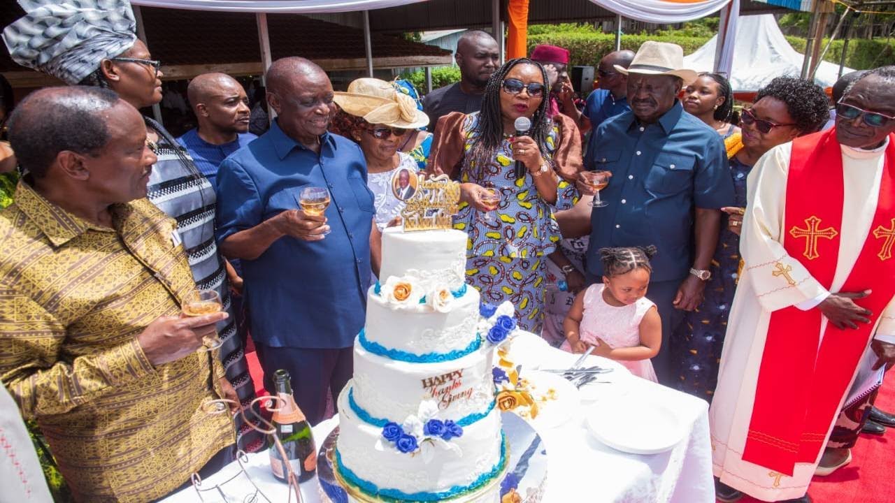 SEE HOW RAILA ODINGA BROTHER SEN OBURU CELEBRATED HIS 80TH BIRTHDAY IN ...