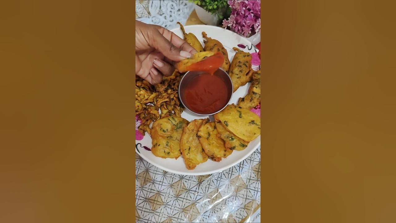 Apko inme se konse pakode pasand hai #shorts #pakora #streetfood # ...