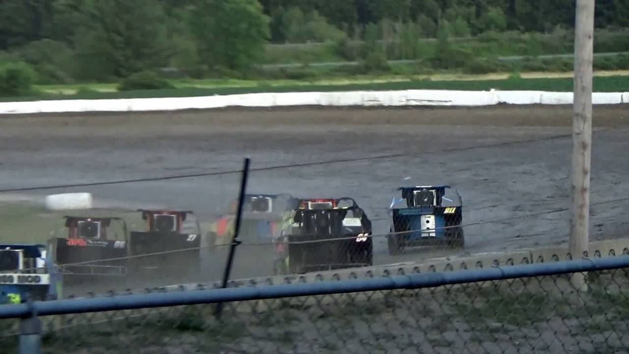 I-88 Speedway Xcel Modified Feature 7/27/16 - YouTube