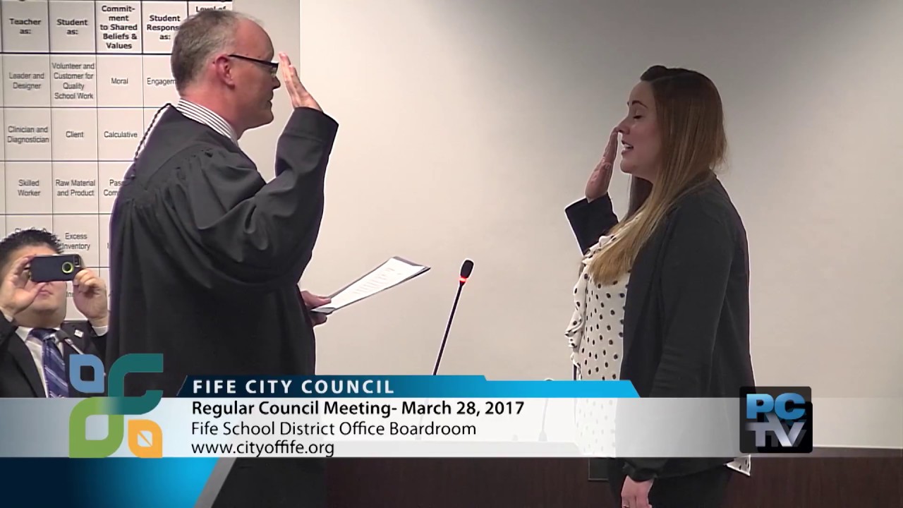 Fife City Council appoints new councilmember Lisa McClellan - YouTube