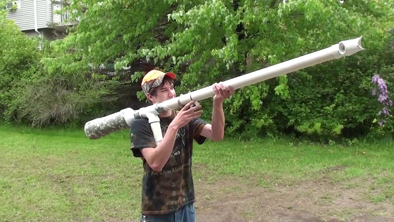 Firing a potato cannon Homemade gun cannon Meriam kentang tembak - YouTube