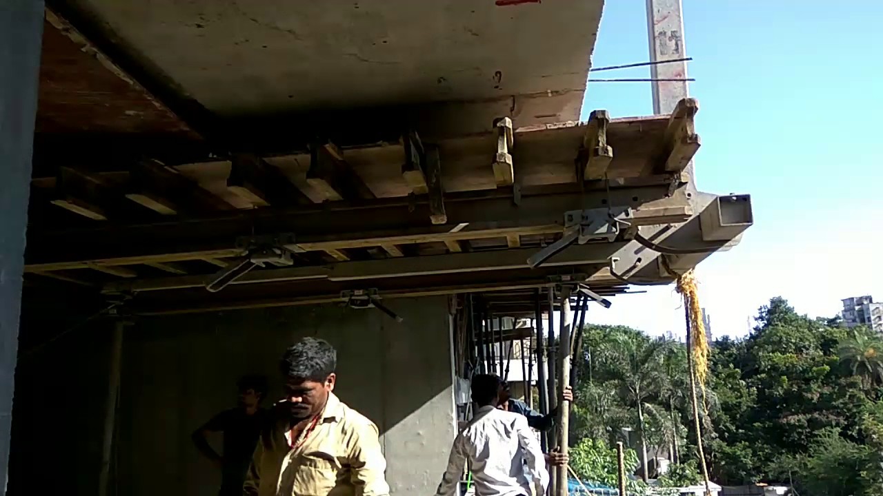 PERI table deshuttering using Lifting Fork - YouTube