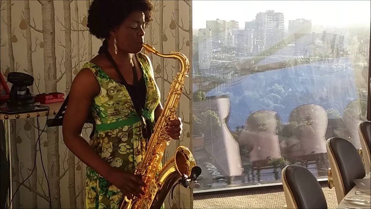[VLOG] Working At Heights! - Millicent Stephenson (Saxophonist) - YouTube