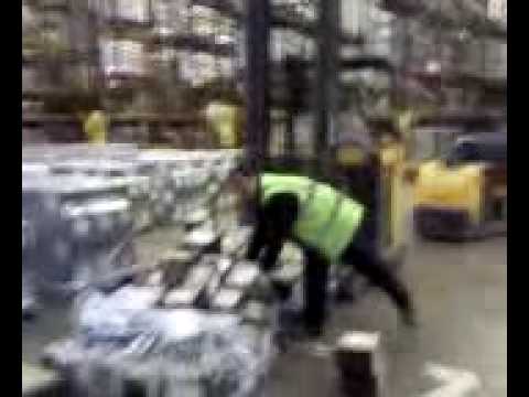 bad forklift driver!!!! - YouTube