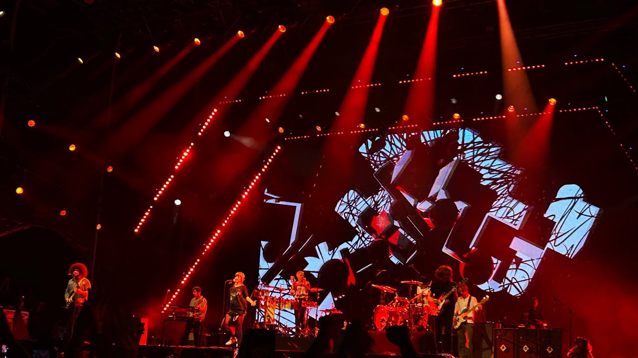 I Caught Myself - Paramore live in São Paulo 2023 - YouTube