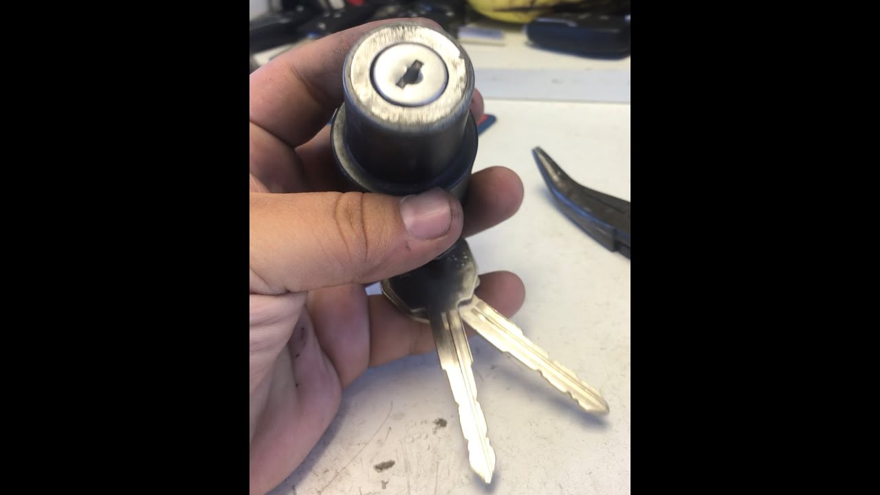 ALL KEYS LOST -YAMAHA MOTORCYCLE - YouTube