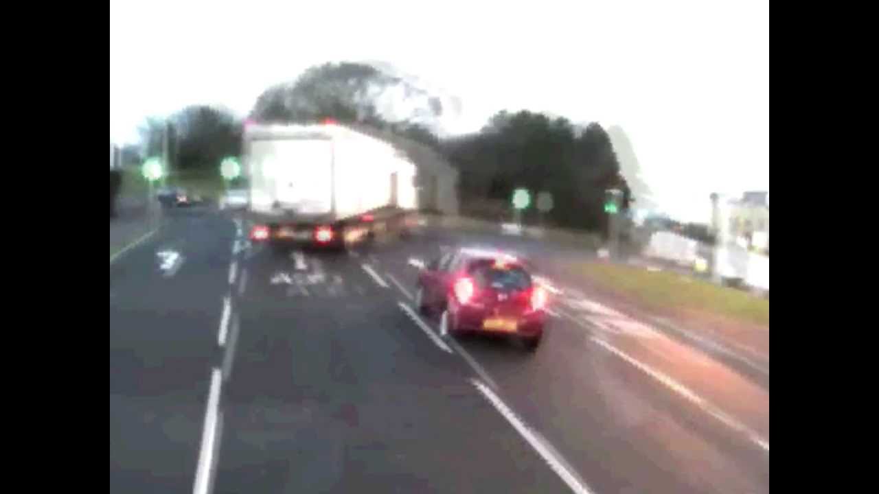 Dundee's new Myrekirk Roundabout - YouTube