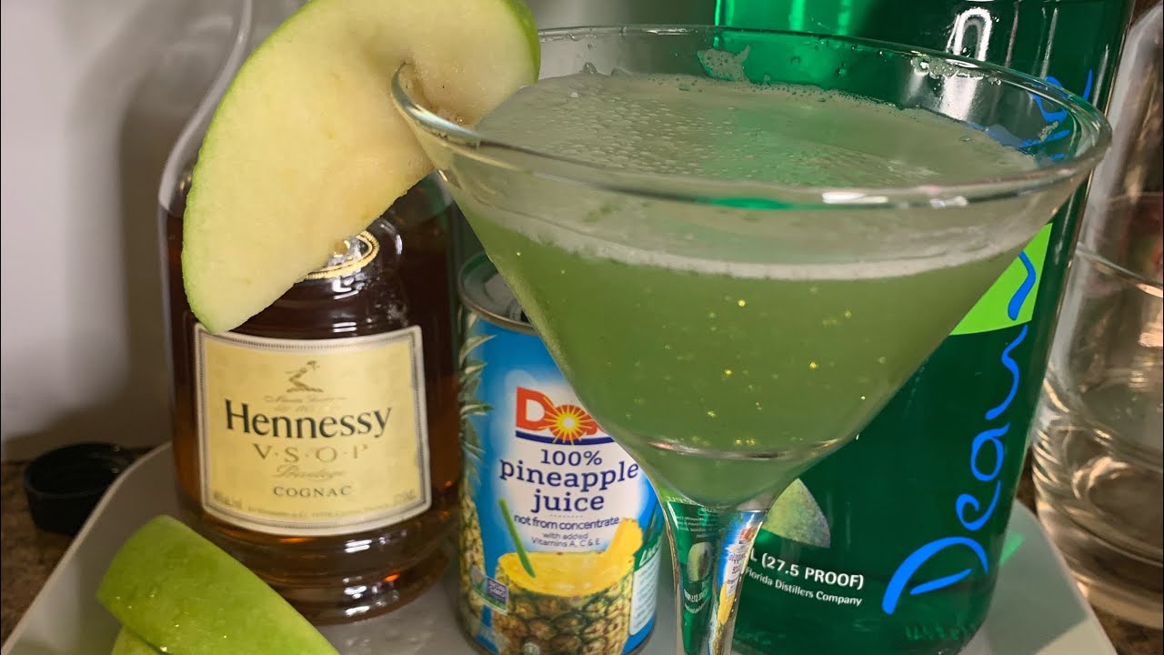 SOUR APPLE HENNESSY MARTINI - YouTube