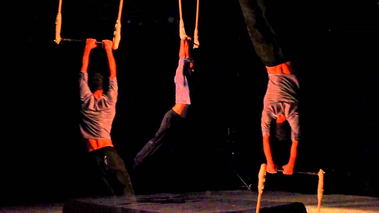 Demo Martin 2014 trapeze fixe, static trapeze - YouTube