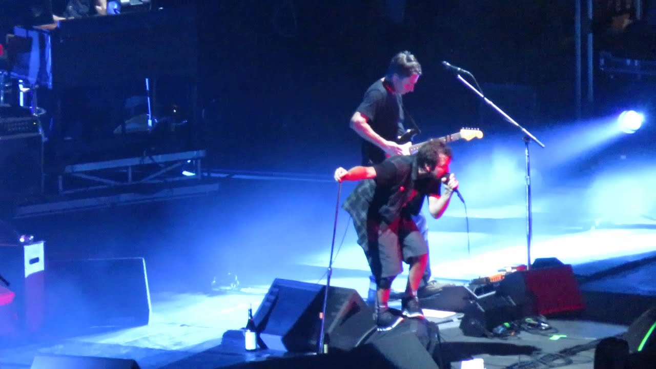 Pearl Jam DEEP Trieste 22_6_2014 - YouTube