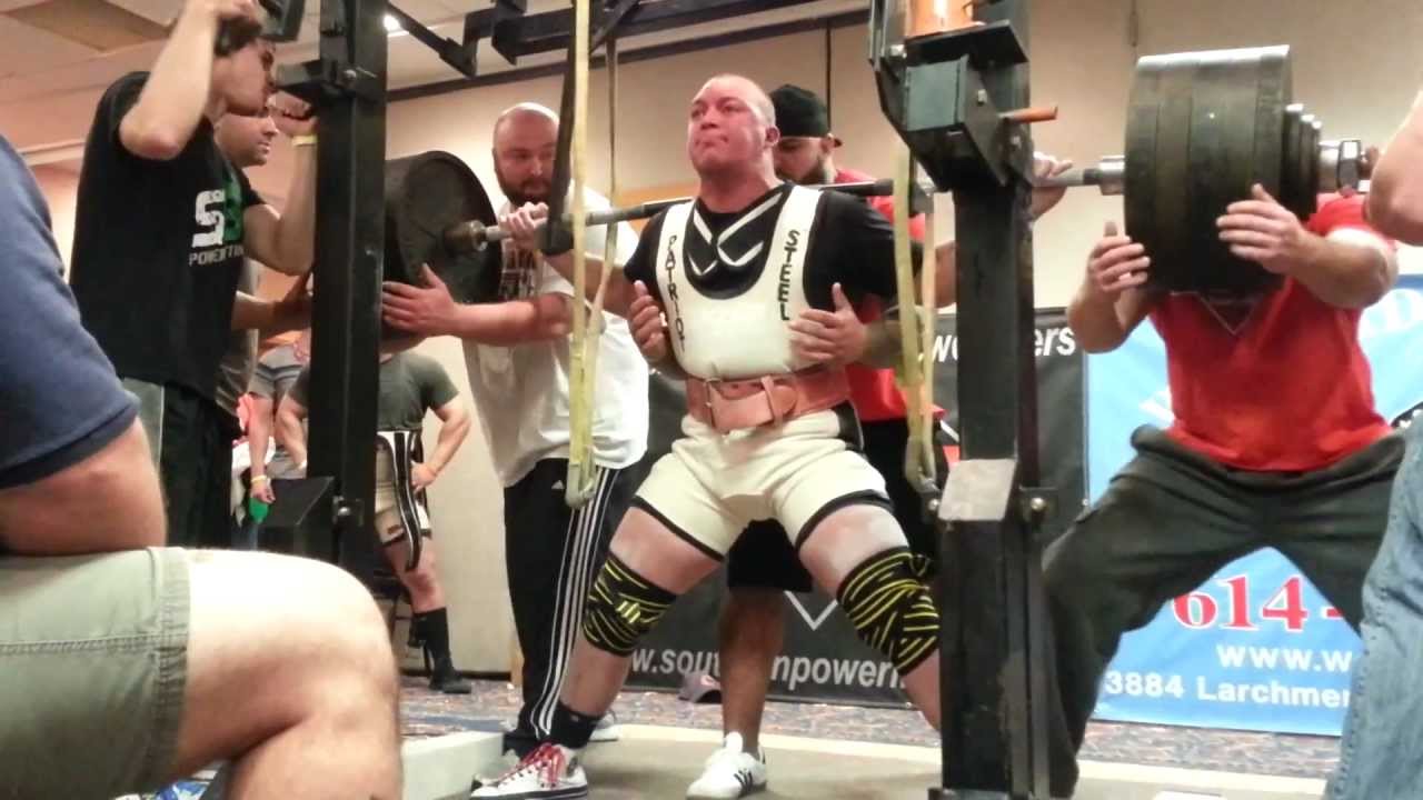 Powerlifting - 1000 lbs squat - Titus Russell 19 years old 242 - YouTube