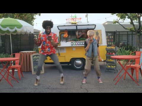 Did Turbo Tax TRY to MIMIC THE JACKIE MOBILE during Super Bowl?