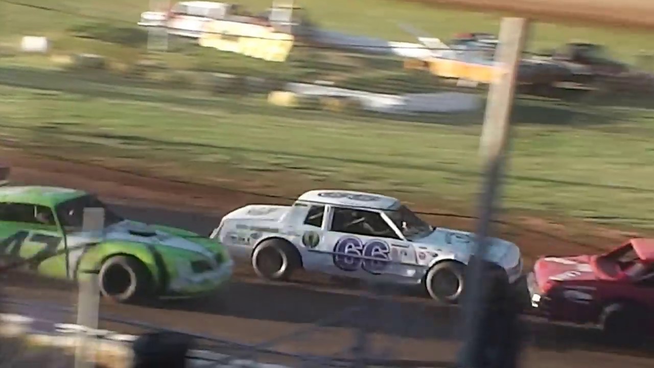 STREET STOCK DIRT RACING RIVER CITY SPEEDWAY 2016 - YouTube
