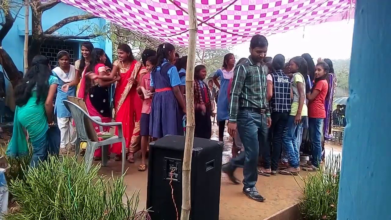 Sondekela me Bidaai dance saroj sarthi - YouTube