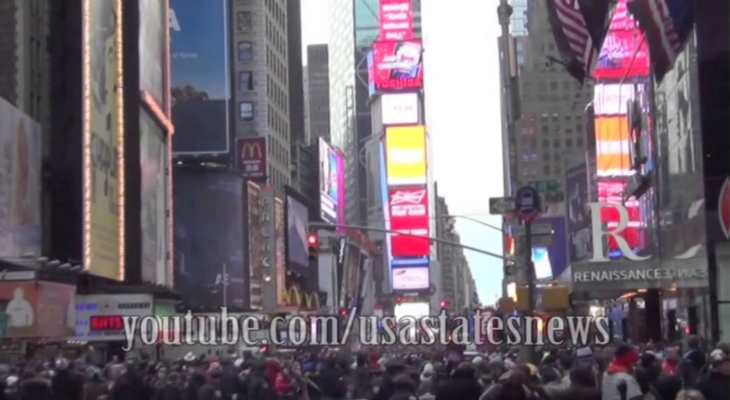New Year's Eve Times Square - Before Celebrations & Ball Drop - New ...