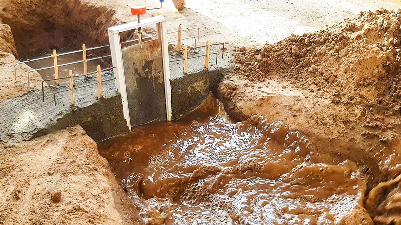 Trying To Make A Mini Dam | Dam Failuer - YouTube