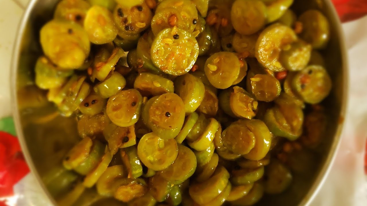 How to Make Ivy Gourd Curry (Kovakai Curry) - YouTube