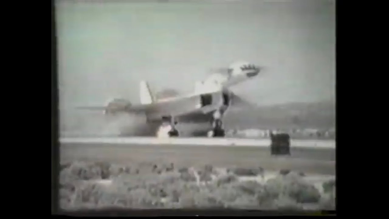 XB-70 Crash - YouTube