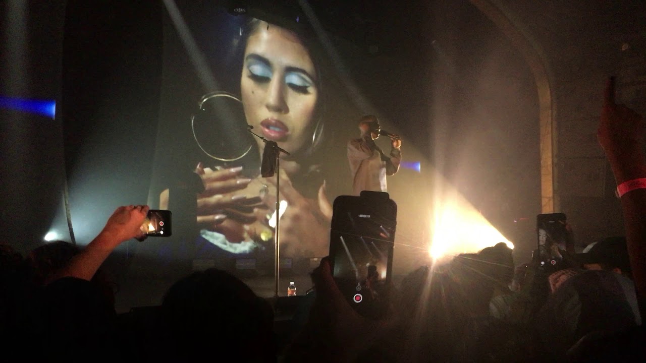 Daniel Caesar ft Kali Uchis- Get You Live Phoenix Arizona - YouTube