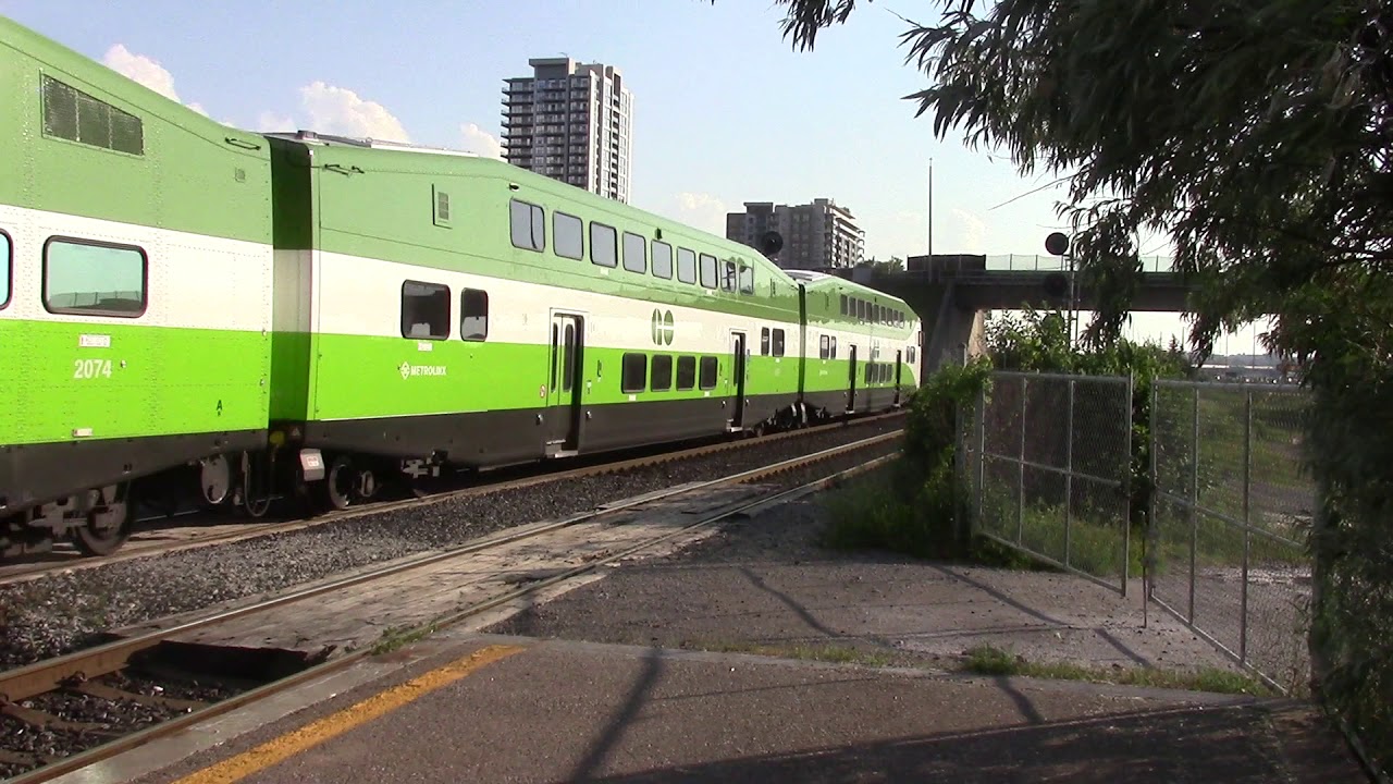 GO Transit train at Pickering station. - YouTube