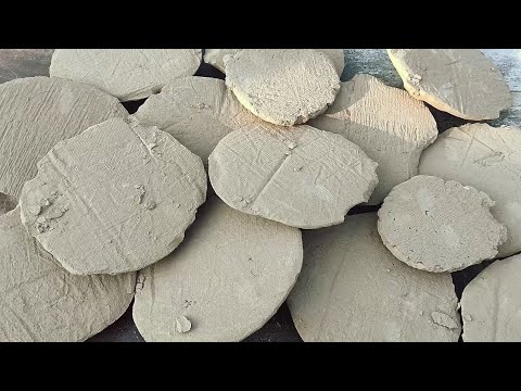 ASMR|| pure natural mud like a cotton 🤤 dry crumbling on wood ply ...