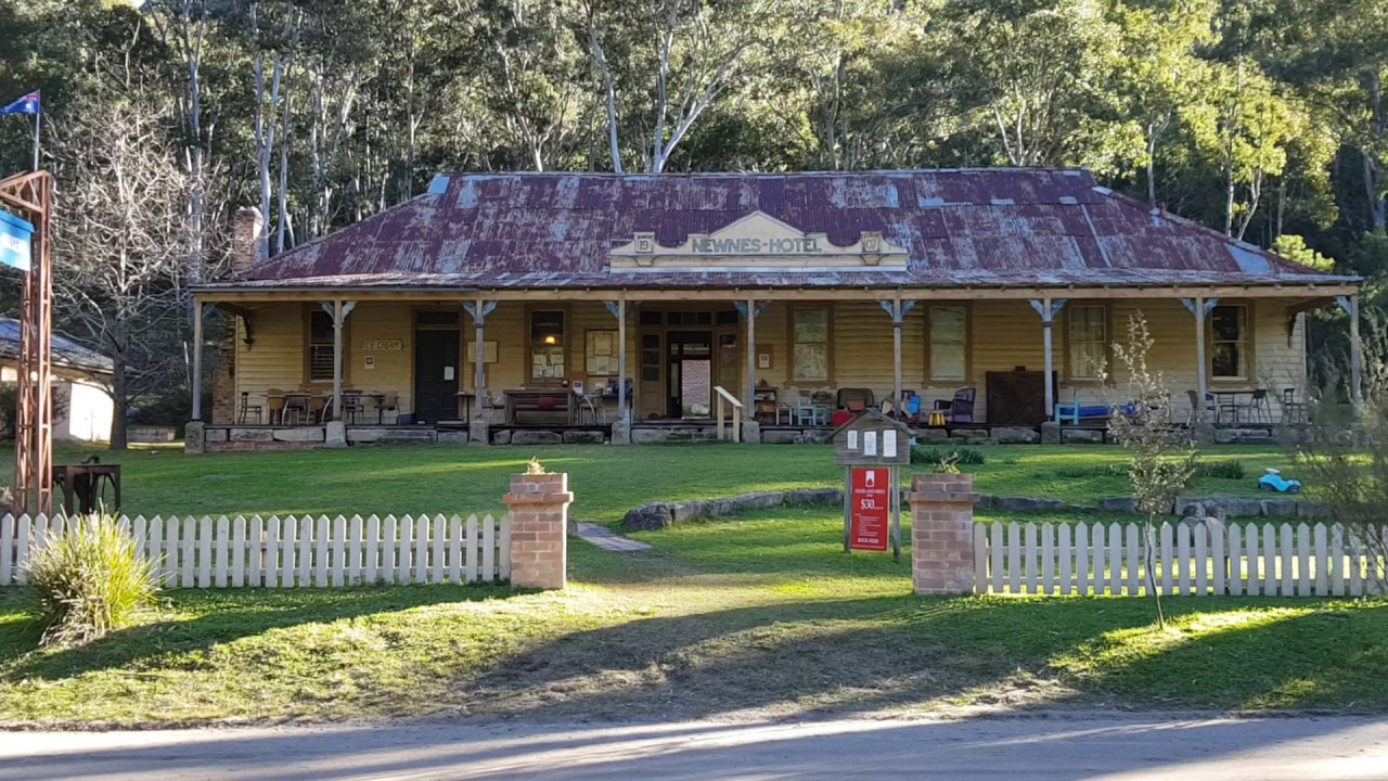 Newnes Hotel and Kangaroos - YouTube