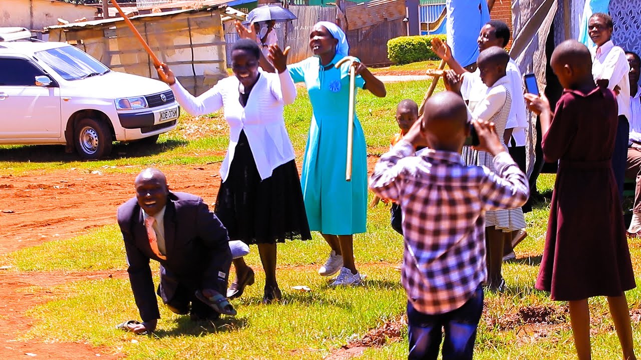 THEIR SONG AND HARMONIOUS DANCING MOVES MADE THE CONGREGATION DO THIS ...
