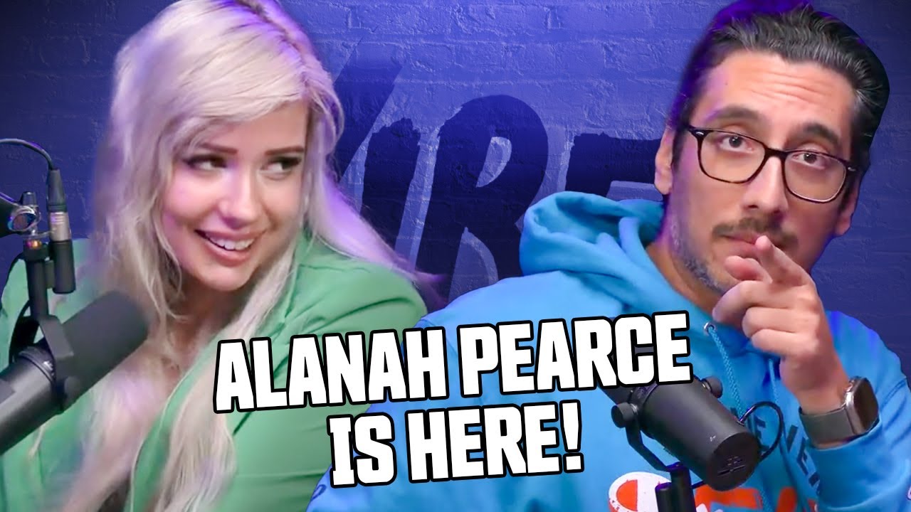 Alanah Pearce Is Here Twitchcon Injuries And Unboxing Your Ts