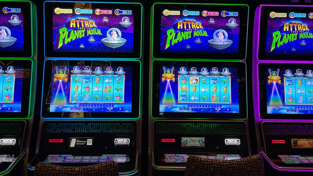 UNICOW Unleashed! Journey to the Planet Moolah Slot Win 🐮🛸 - YouTube