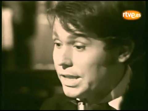 Raphael vuelve por Navidad 1969 popurri - YouTube