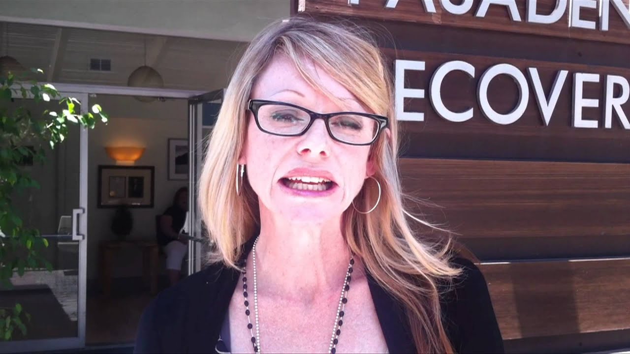 Shelly Sprague Speaks On Jeff Conaways Death - YouTube