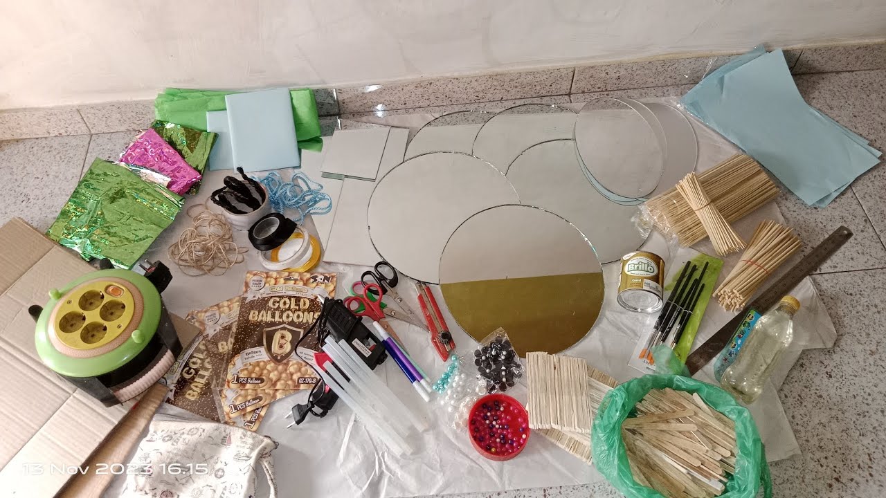 Proses Pembuatan Produk Usaha Cermin Estetik Dari Bambu & Stik Kelompok ...
