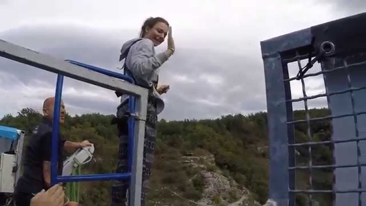 EXTREME BUNGEE JUMPING PONTE DI SALLE ABRUZZO ITALY - YouTube